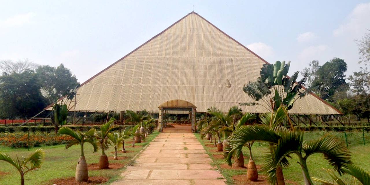 Ekamra Kanan Bhubaneswar (Entry Fee, Timings, Images & Location ...